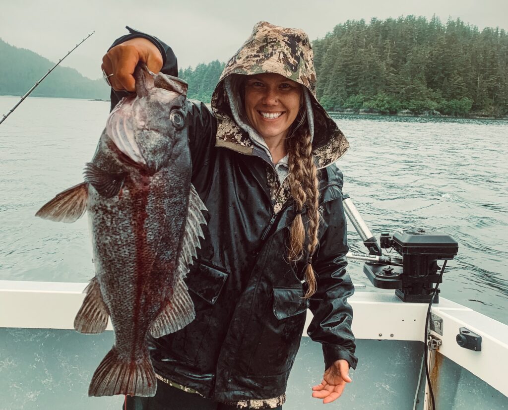 Catch Salmon in Alaska - Highliner Lodge & Charters